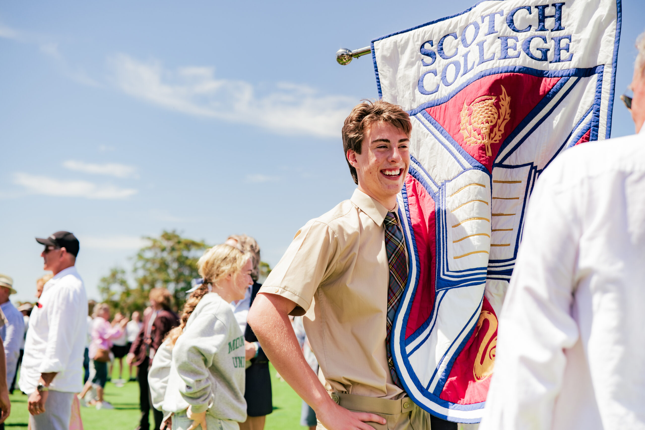 Connect to the crest, commit to the College - Scotch College